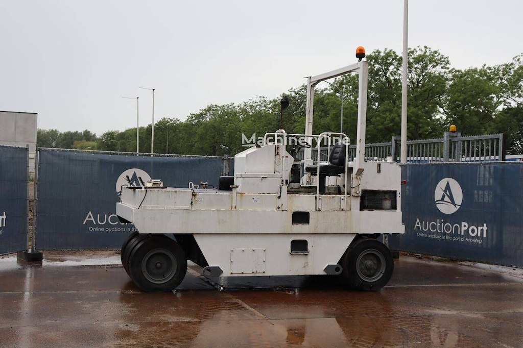 Prodaje se Ingersoll Rand PT-120R pneumatski valjak na aukciji