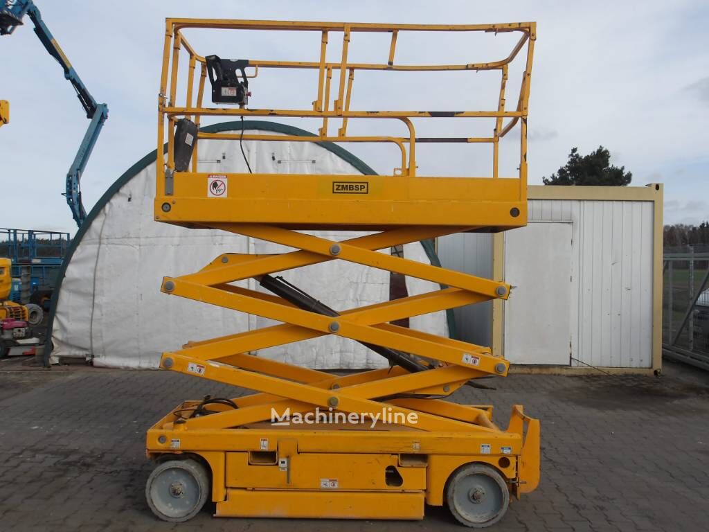 Haulotte Compact 8 makazasta platforma