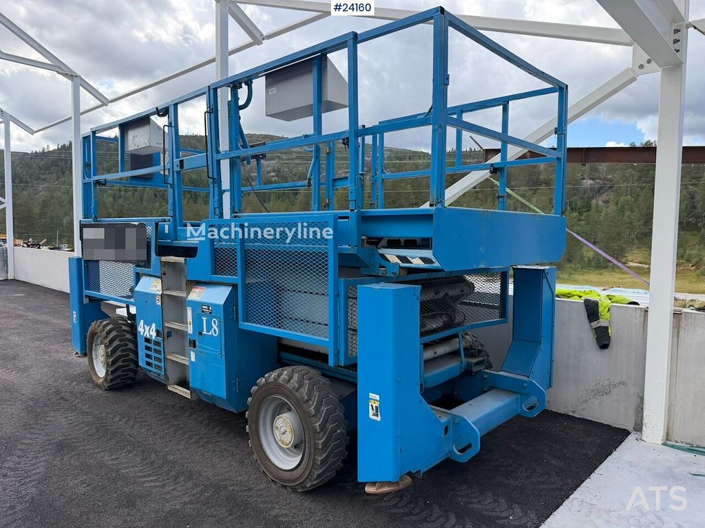 Genie GS-338 4X4 sakselift makazasta platforma