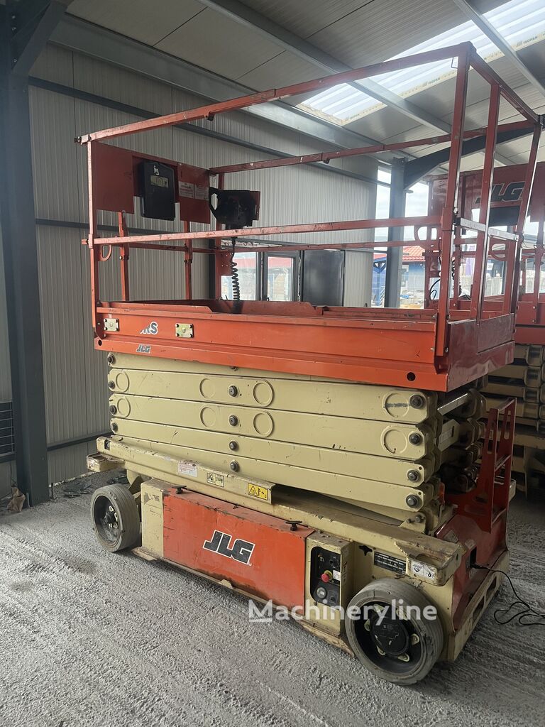 JLG 10 RS makazasta platforma