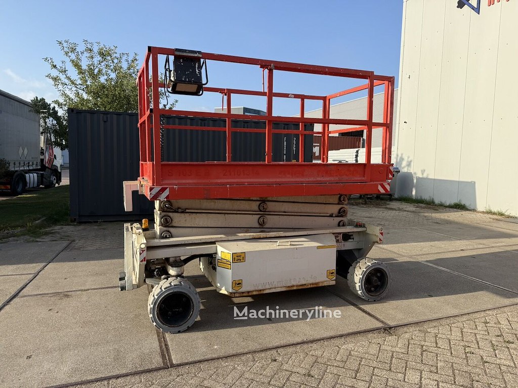 Holland Lift Y 83 EL 16 makazasta platforma