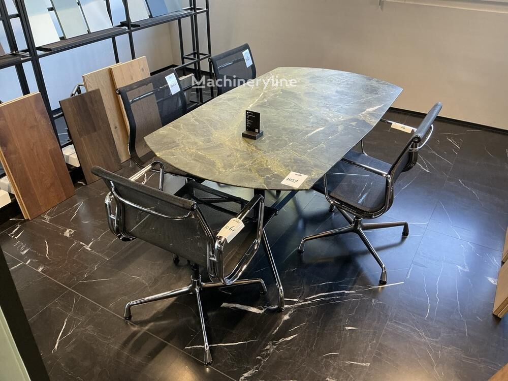Prodaje se Vitra stambeno-poslovni kontejner na aukciji