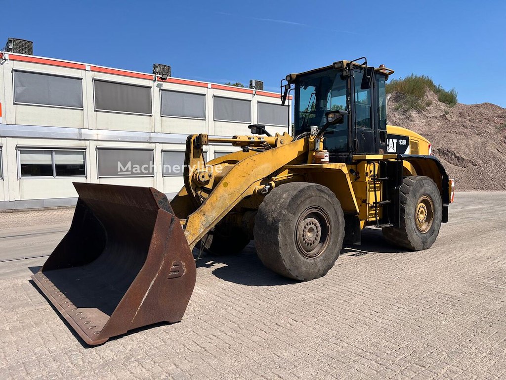 Caterpillar 938H prednji utovarivač