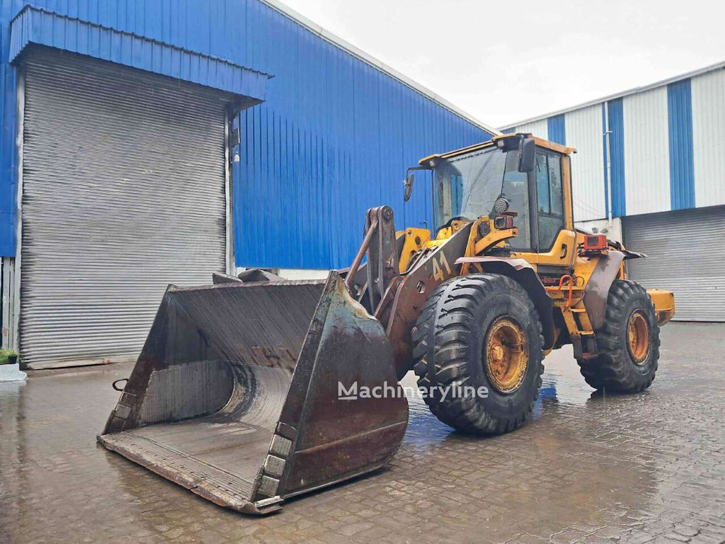 Volvo L120F prednji utovarivač