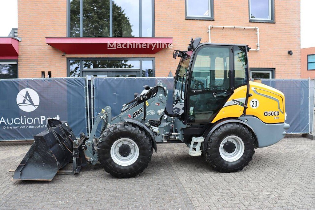 Prodaje se Giant G5000 X-TRA prednji utovarivač na aukciji