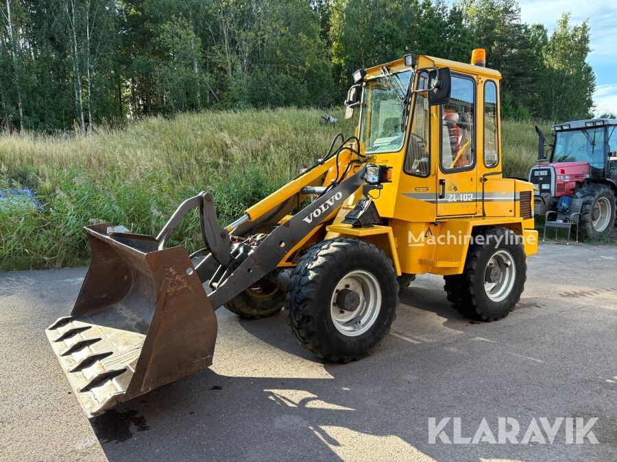 Prodaje se Volvo ZL 402C prednji utovarivač na aukciji