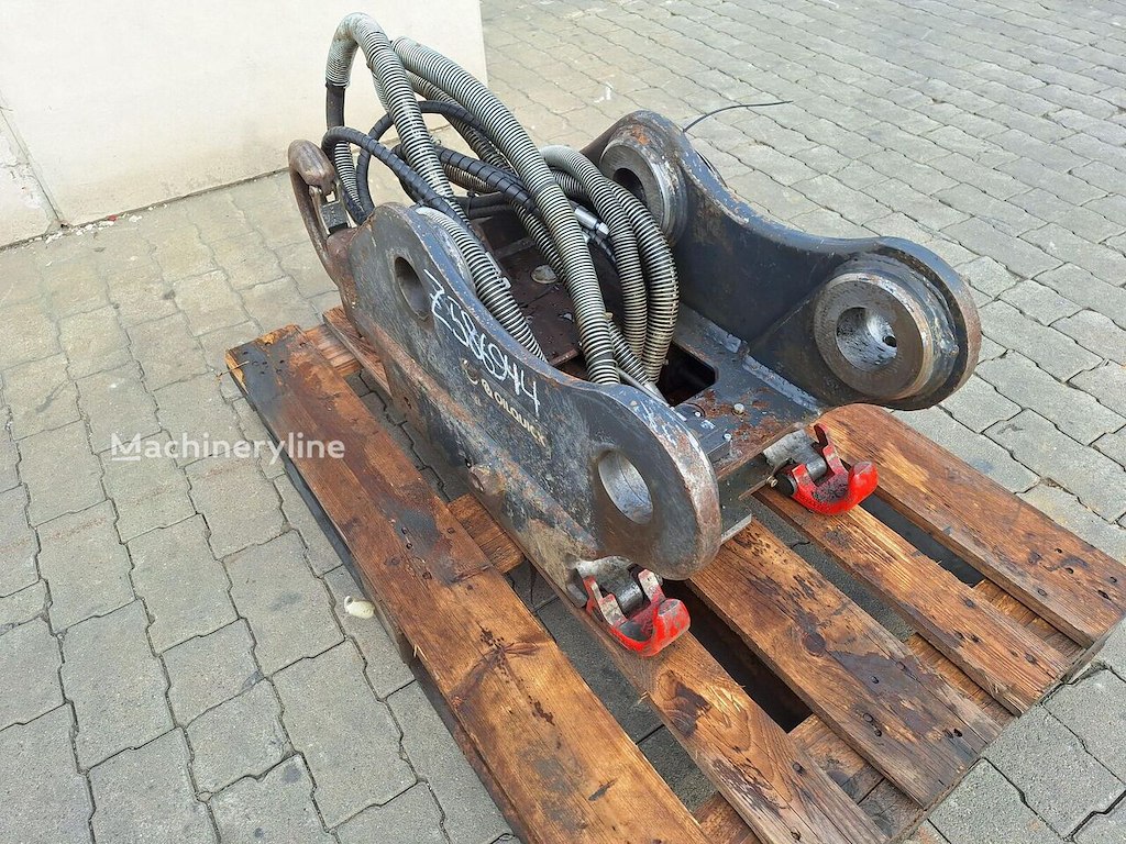OilQuick OQ65 brza spojnica za Hitachi ZX160, ZX170 bagera