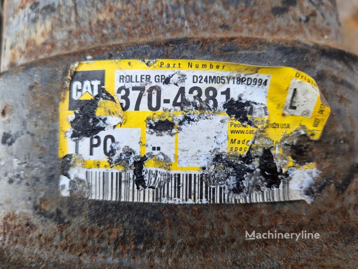 Prodaje se Caterpillar Underrull donju rolnu za Caterpillar 345D L bagera na aukciji