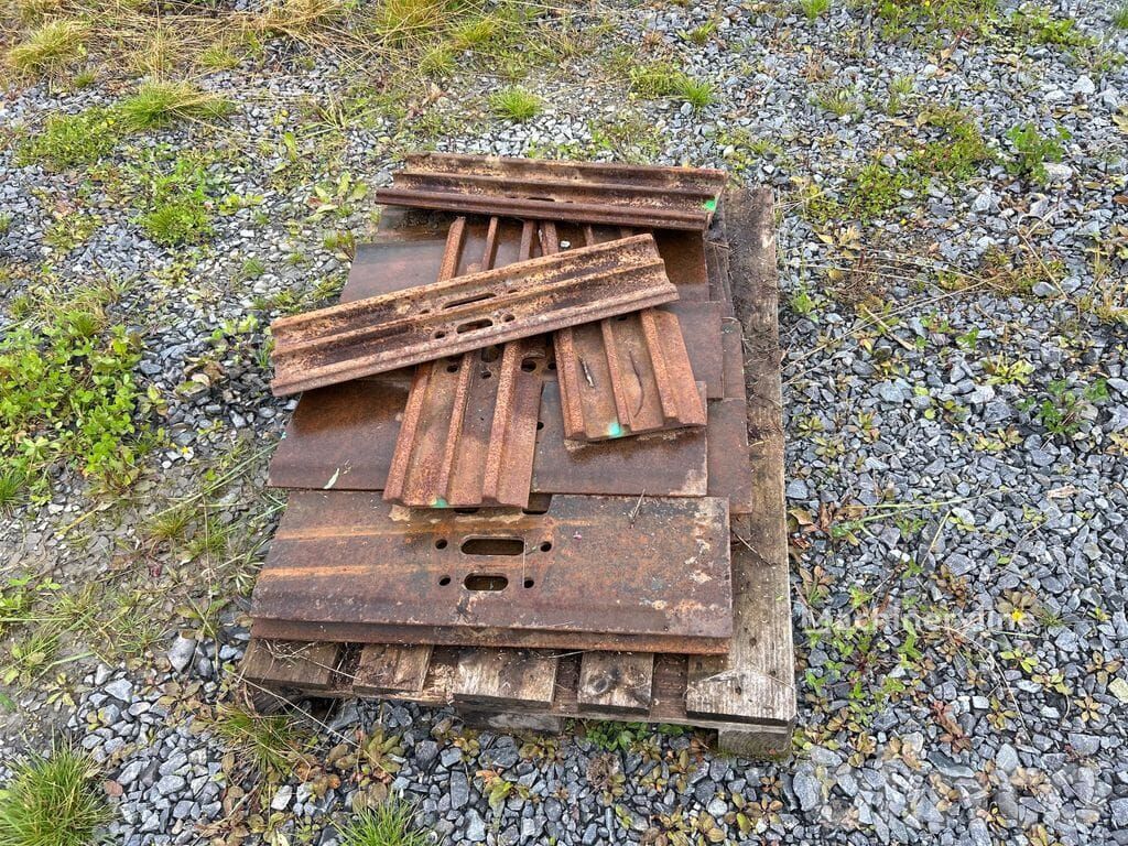 Prodaje se papuču za gusenice za Hitachi EX 250 LC bagera na aukciji
