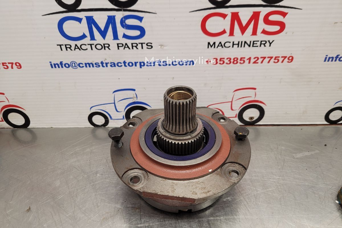 Massey Ferguson 50hx, 290, 4292, Transmission Shaft And Housing Assy 1692725m91 1692725M91 za bagera-utovarivača