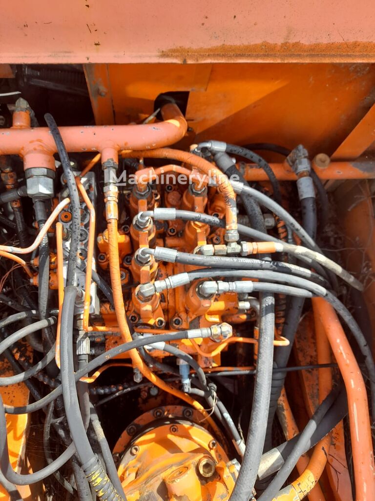 CO170-51005 hidraulični razvodnik za Fiat-Kobelco EX 235 bagera