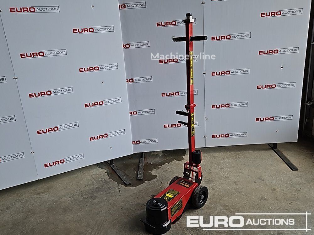 Prodaje se Starvox JB80T hidrauličnu dizalicu na aukciji