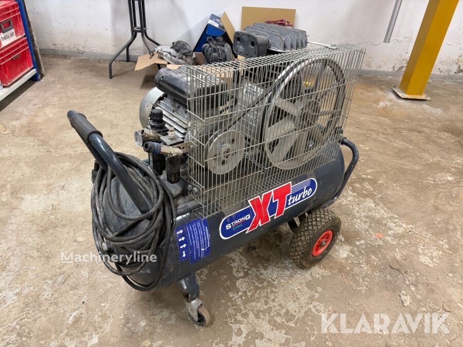 Prodaje se G.G.A GG 8800 prenosivi kompresor na aukciji