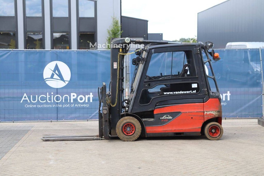 Prodaje se Linde E25L-01 električni viljuškar na aukciji