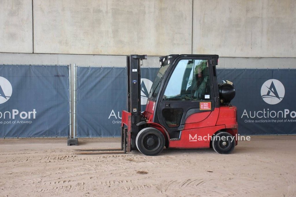 Prodaje se Hyster H2.5FT viljuškar na gas na aukciji