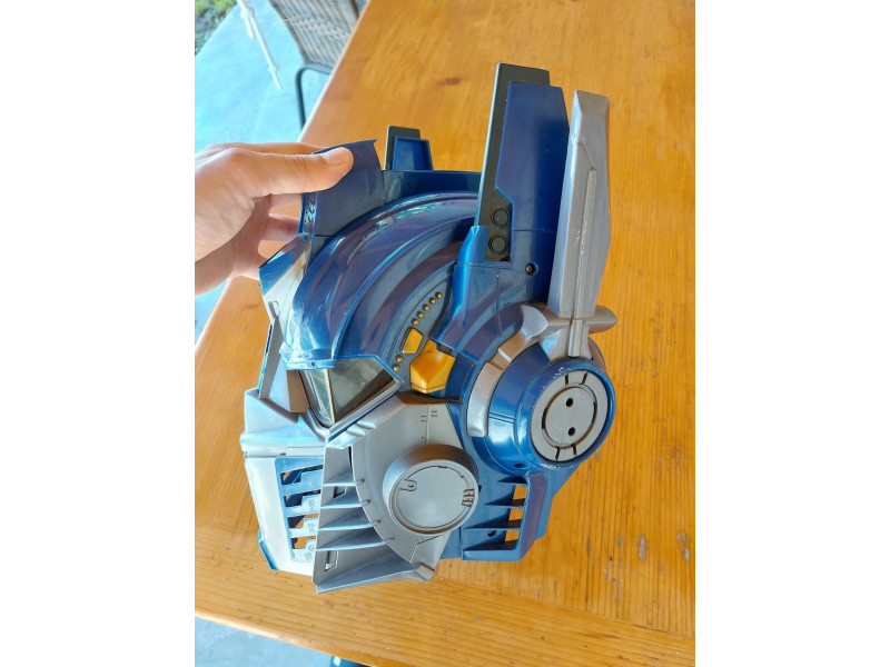 Optimus Prime Kaciga Hasbro