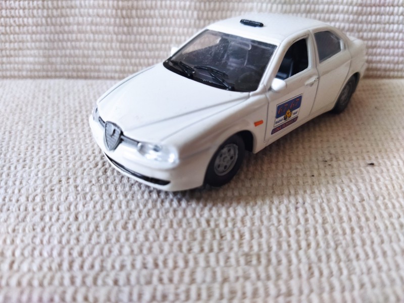 Alfa Romeo 156