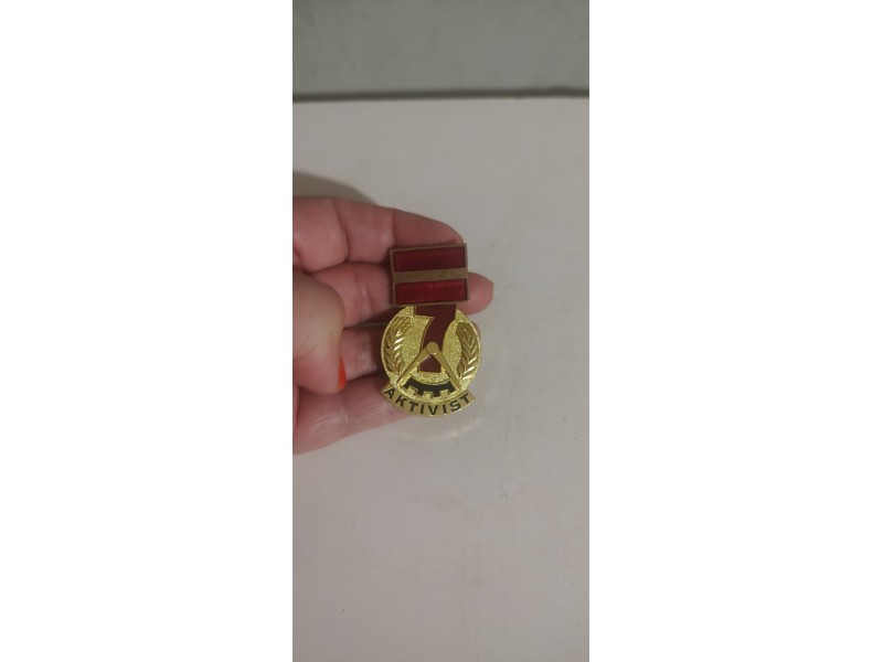 DDR MEDALJA 7 AKTIVIST