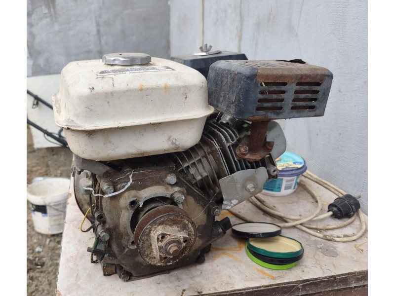 Motor za frezu honda