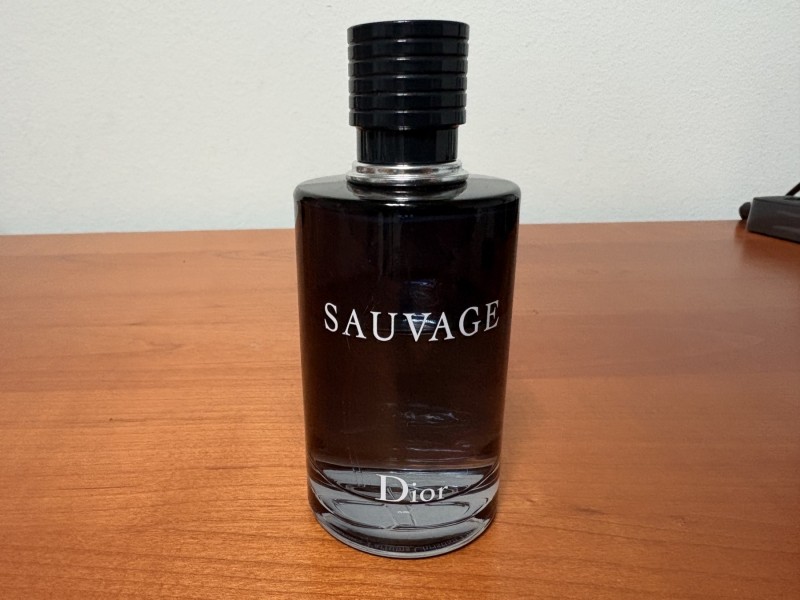 Christian Dior Sauvage bočica na otvaranje 100ml