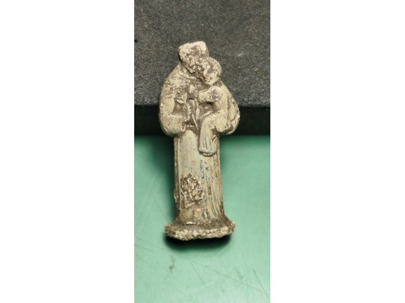 Olovna figurica. (opis)