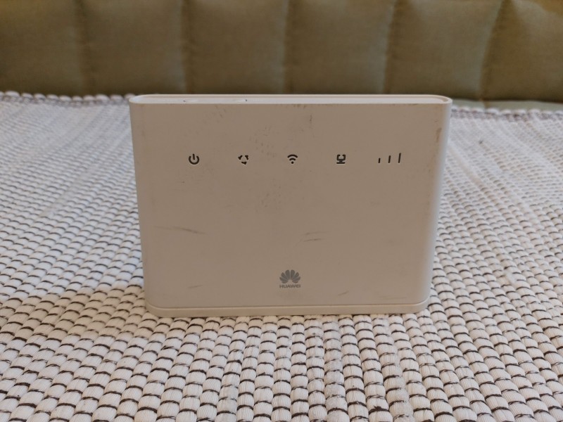 Huawei b311-221 4g ruter