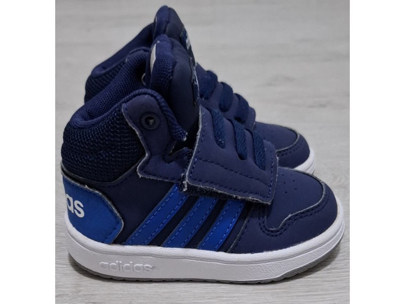 Adidas dečije patike - original