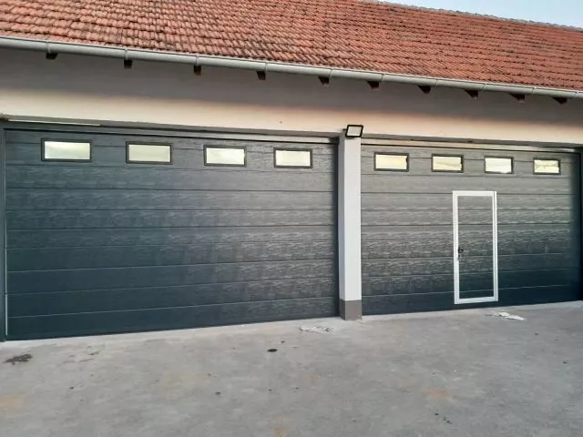 SEGMENTNA GARAŽNA VRATA - MODEL 38