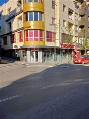 IZDAJE SE LOKAL U CENTRU ARANDJELOVCA