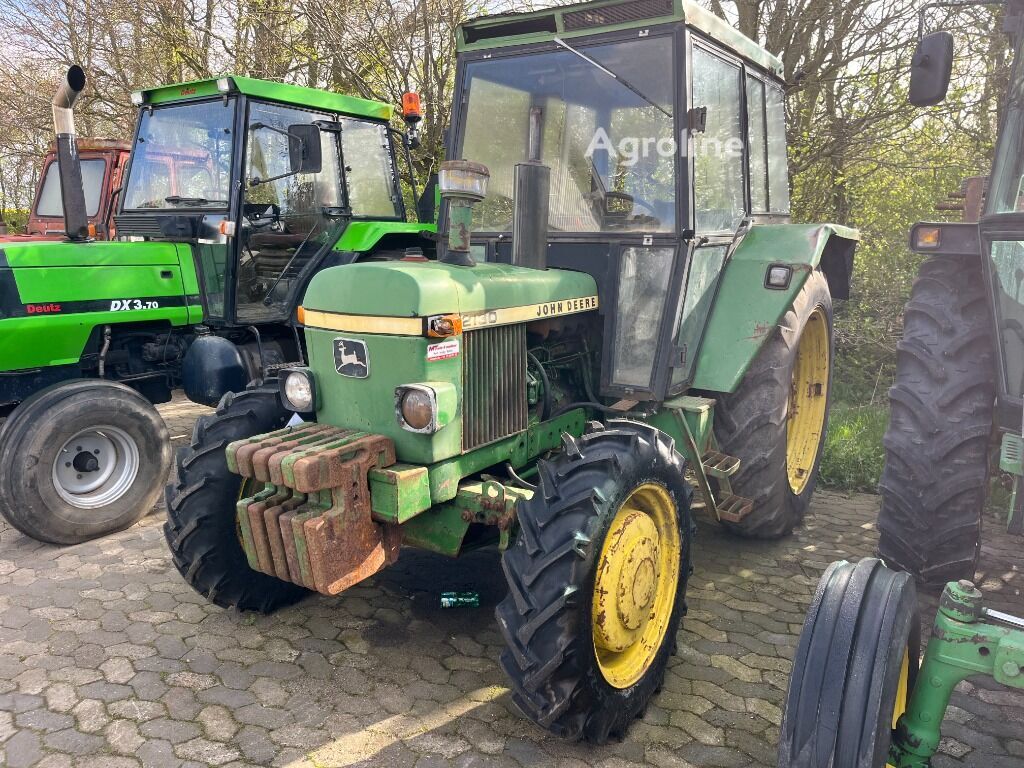 Prodaje se John Deere 2130 D 4 X 4 traktor točkaš na aukciji