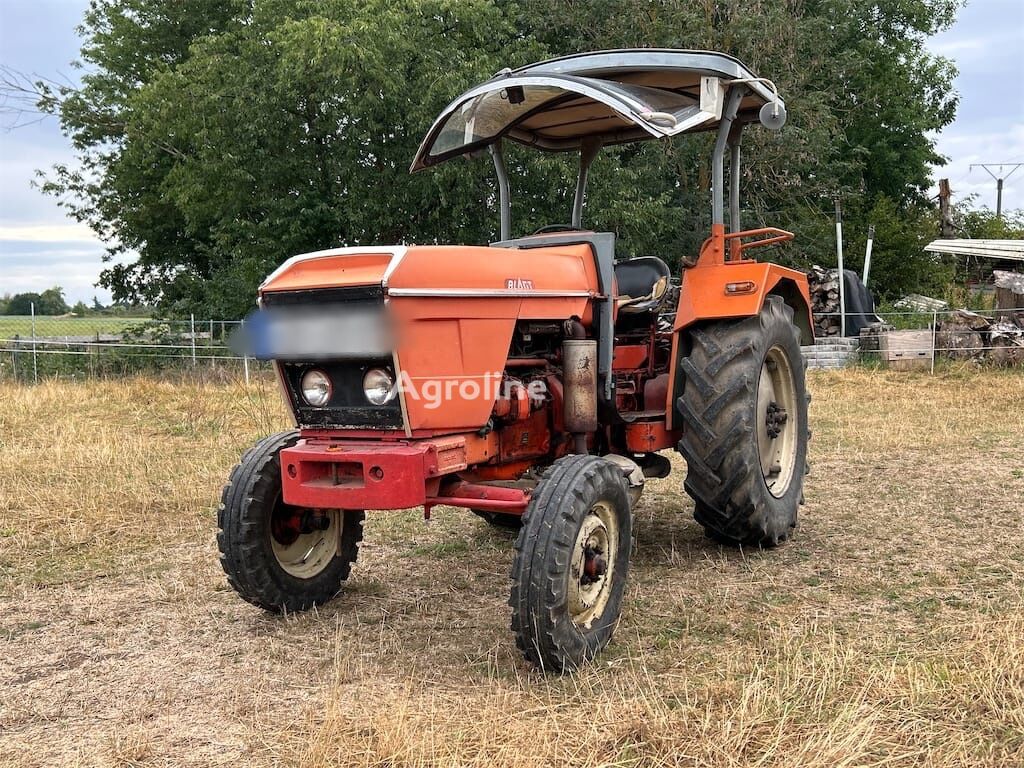 Prodaje se Renault R7251-S traktor točkaš na aukciji