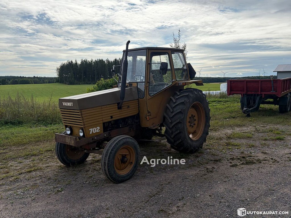 Prodaje se Valmet 702, tractor, Somero traktor točkaš na aukciji