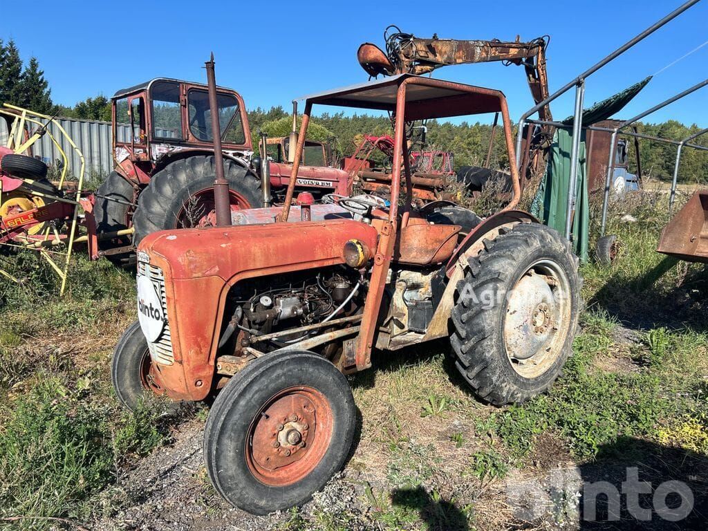 Prodaje se Massey Ferguson MAS-HARRIS 35 SPECI traktor točkaš na aukciji