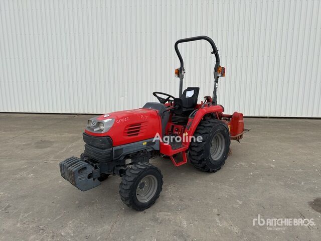 Prodaje se Kubota STV36R mini traktor na aukciji
