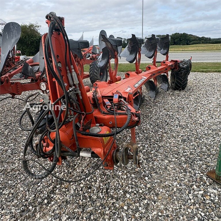 Prodaje se Kuhn Vari-Master 153 5 furet / furrow reverzibilni plug na aukciji
