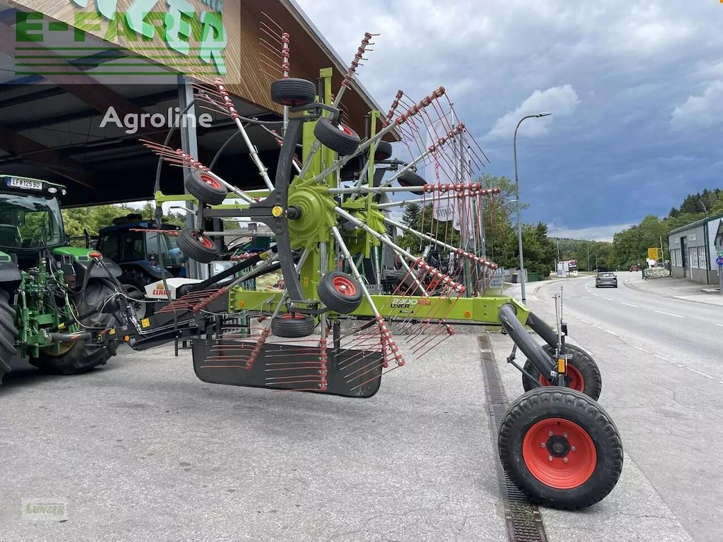 Claas liner 2800 sakupljač sena