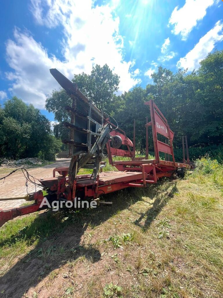 Arcusin 200 / RA1332 prikolica za seno