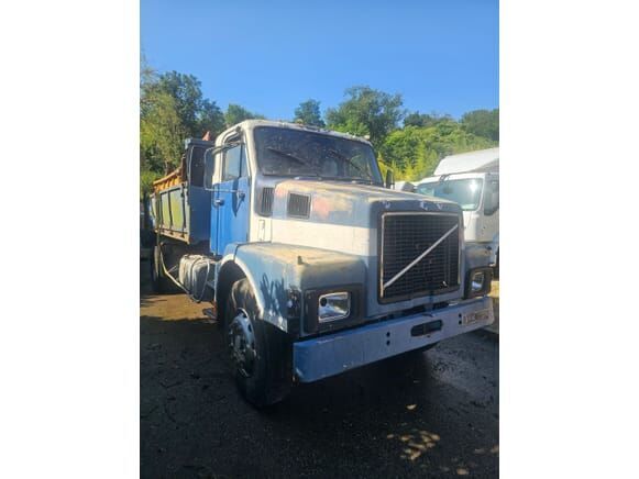 Prodaje se Volvo N70 kiper na aukciji