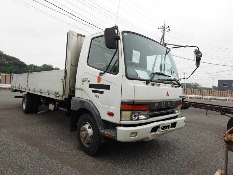 Mitsubishi FIGHTER kamion s ravnom platformom