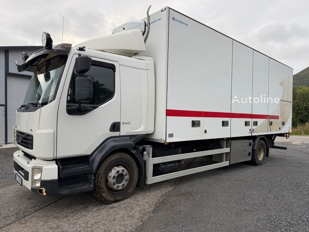 Prodaje se Volvo FL240 4X2 kamion furgon na aukciji
