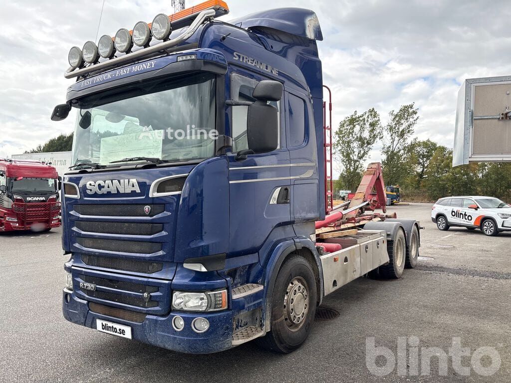 Prodaje se Scania R730LB6X4HNB rol kiper sa kukom na aukciji
