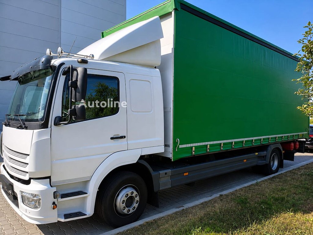 Mercedes-Benz Atego 1530L kamion s ceradom