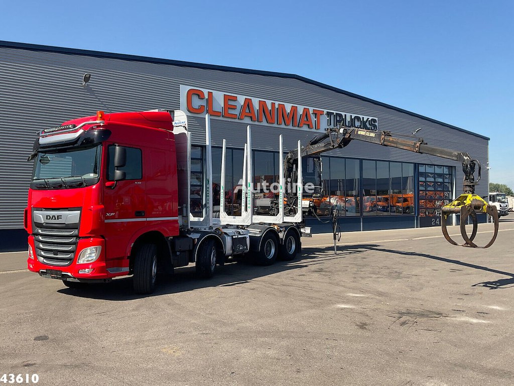 DAF FAD XF 530 8x4 Holzkran kamion za prevoz drva