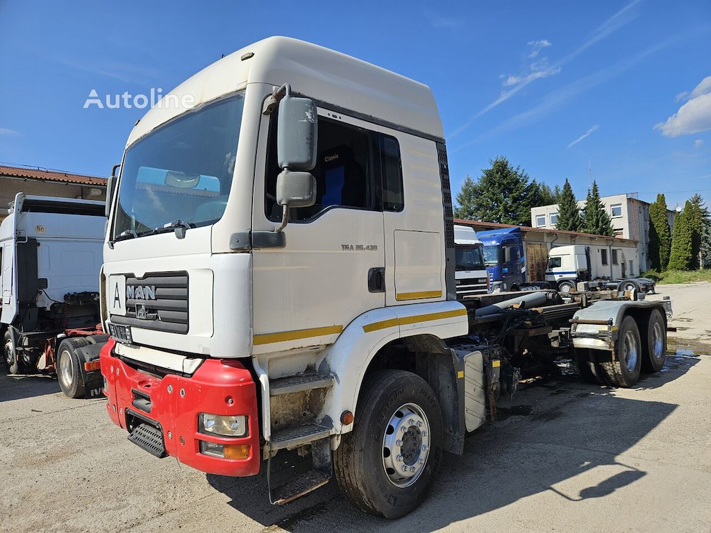 MAN TGA 26.430 kamion autopodizač kontejnera