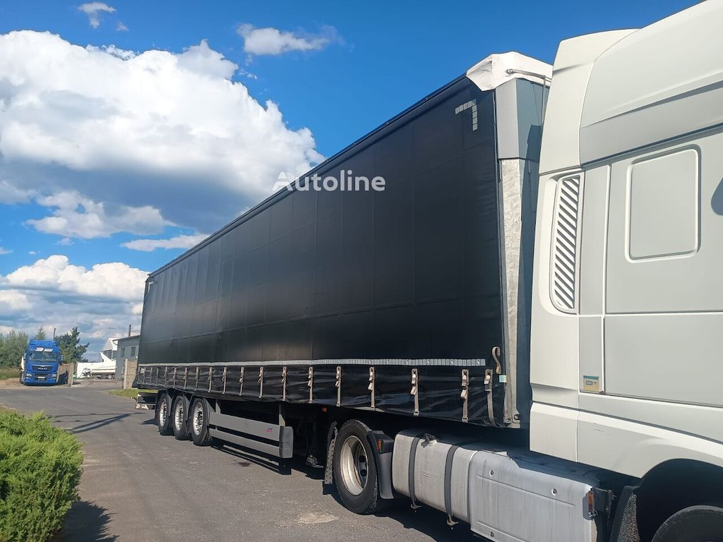Schmitz Cargobull SCB poluprikolica s ceradom