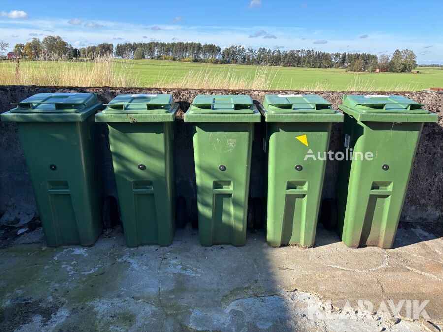 Prodaje se PWS Sopkärl Pws 140Liter 5st kontejner za smeće na aukciji