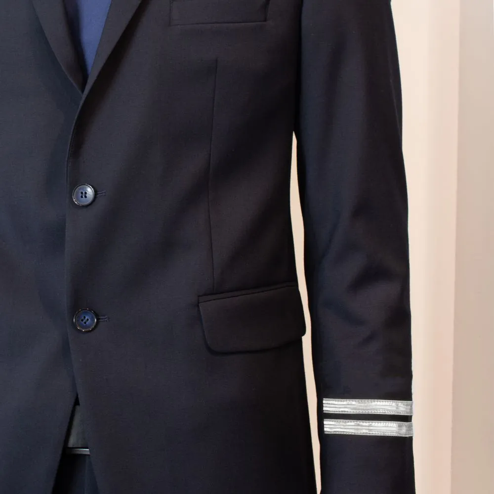 Zahtev za ponudu (RFQ)
TRIBECA - Men's Pilot Uniform Jacket - Silver - 2 Row Braid
TRIBECA - Men's Pilot Uniform Jacket - Silver - 2 Row Braid