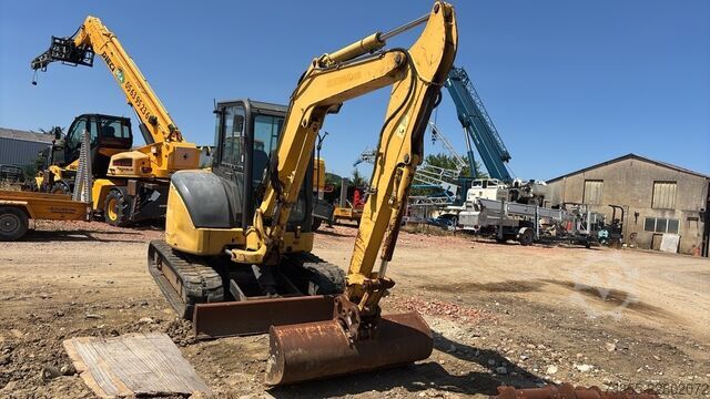 Mini bager < 7t
Komatsu PC55MR-3