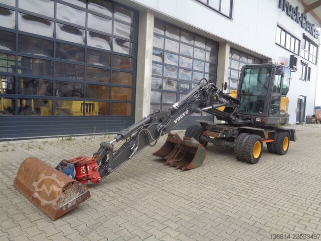 Točkaš bager
VOLVO EW60E Powertilt HS03 + Löffelpaket Klima