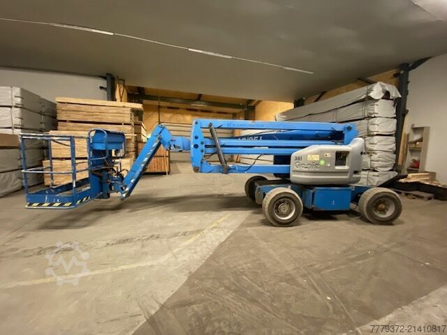 Teleskopska radna platforma
GENIE Z-45/25J